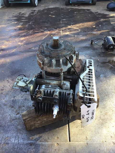 BRIGGS AND STRATTON MAX 4HP Engine Taken Off A Hayter Harrier 48 219 ...