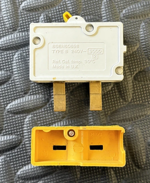 WYLEX 20A TYPE B Push/Plug-In Circuit Breaker ~ B20 20 Amp MCB ~Inc ...