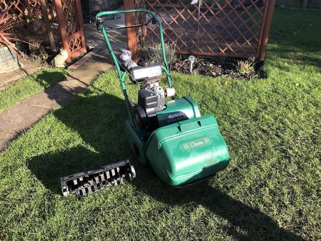 QUALCAST CLASSIC 35S Lawn Mower with Scarifier Attachment Cassette £208 ...