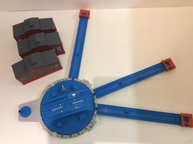 THOMAS TANK ENGINE TIDMOUTH SHEDS,TRACKS+TURNTABLE SET-Tomy Trackmaster ...