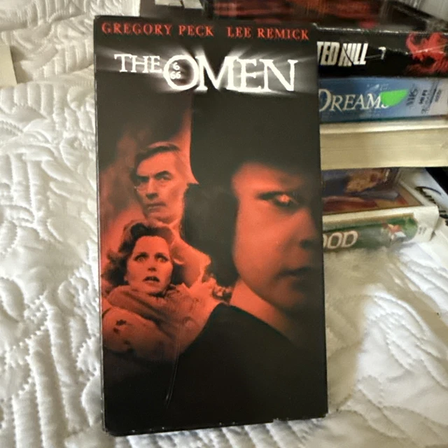 THE OMEN 1976 VHS 20th Century Fox 1996 Gregory Peck Lee Remick Richard ...