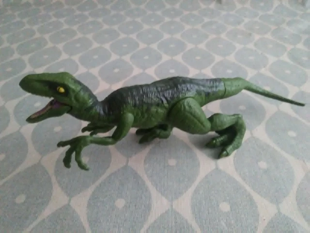 JURASSIC WORLD DINOSAUR Velociraptor Raptor Echo Dino Rivals Attack ...