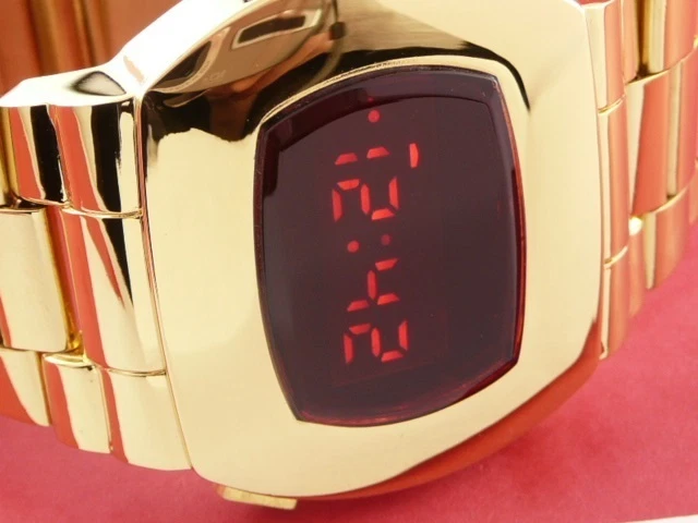 JAMES BOND 70S 1970s Old Vintage Style LED LCD DIGITAL Rare Retro watch ...
