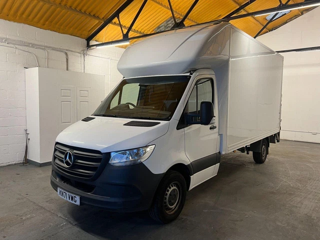 2021 MERCEDES-BENZ SPRINTER 3.5t Progressive Chassis Cab CHASSIS CAB ...