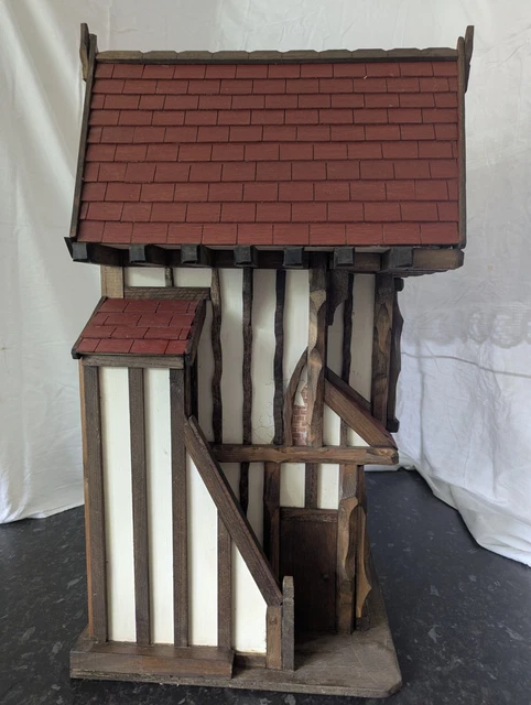 HANDCRAFTED TUDOR STYLE Wooden Dolls House / Model House – Signed Roy ...