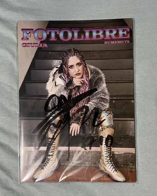 GIULIA FOTOLIBRE 75 Signed Photo Book WWE Stardom Marigold Autograph ...
