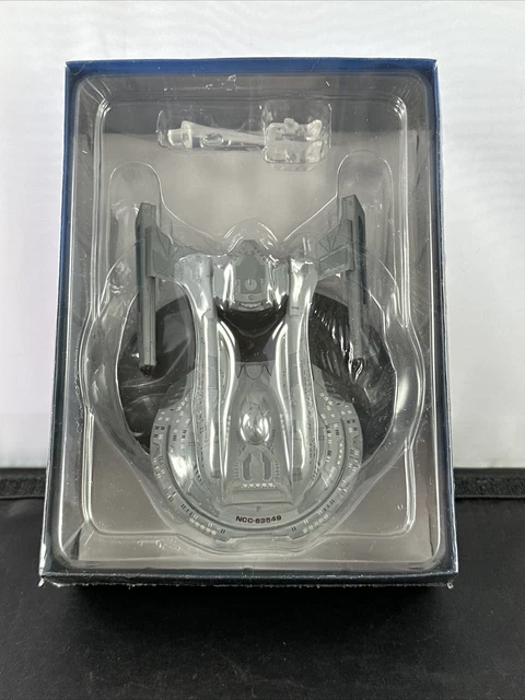 STAR TREK DEAGOSTINI #12 Akira Class USS Thunderchild - NCC-63549 - NEW ...