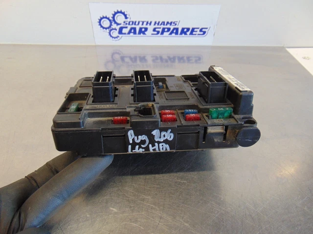 CITROEN PEUGEOT BCM Fuse Box Body Control Module Siemens BSM-B2 ...