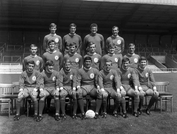 FOOTBALL 1968 THE Liverpool Fc First Team Squad Old Photo £5.51 ...