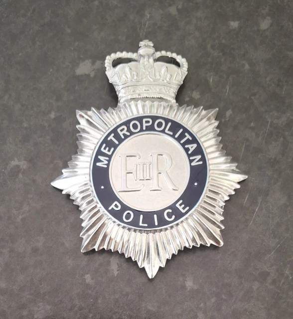 OBSOLETE METROPOLITAN POLICE Helmet Plate Enamel Badge £21.52 - PicClick UK
