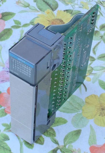ALLEN BRADLEY SLC500 1746-IB32 DC-SINK input module. MA459221-1981 EUR ...
