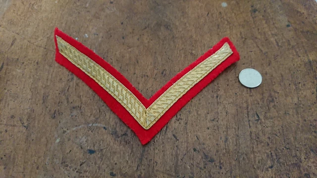 BRITISH ARMY GUARDS Regiment Lance Corporal L/CPL Rank Chevron Badge ...