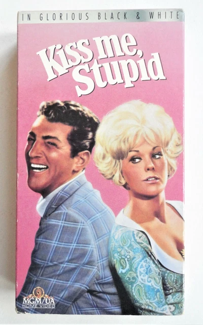 KISS ME, STUPID - VHS Billy Wilder 1964 / Dean Martin / Kim Novak / Ray ...