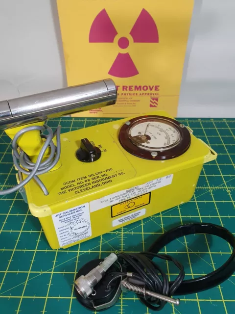 CDV-700 VICTOREEN 6B Geiger Counter, Survey Meter + Check Source ...
