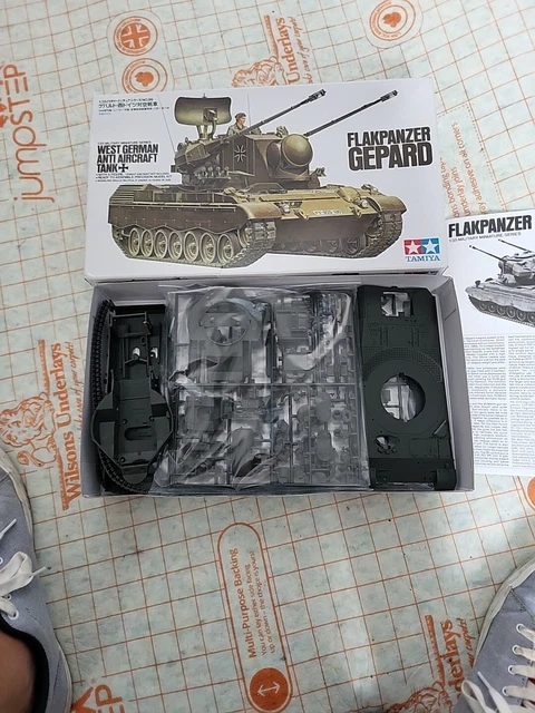 TAMIYA FLAKPANZER GEPARD German Tank Modellbausatz 35099 Maßstab 1/35 ... TAMIYA FLAKPANZER GEPARD German Tank Modellbausatz 35099 Maßstab 1/35 ...