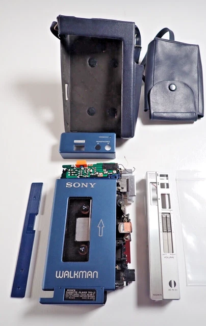 RARE SONY TPS-L2 Walkman With Carry Case Spares Or Repair See ...