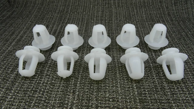 JEEP EXTERIOR WHEEL Arch & Front Wing Rivet Push-In Trim Clip £3.99 ...