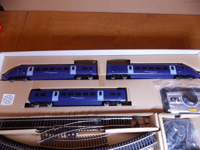 HORNBY R1139 BLUE RAPIER 3-CAR CLASS 395 EMU TRAIN SET. OO Gauge $145. ...