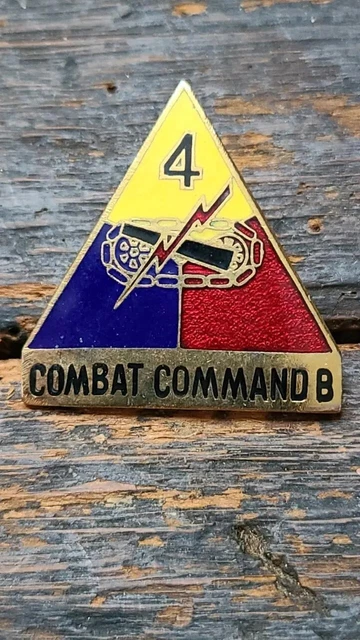 RARE WWII 4TH Armored Division Combat Command B DUI DI Crest broche EUR ...