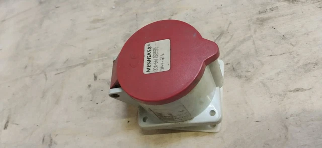 CEE MENNEKES 32A 5p IP44 400V Einbausteckdose gerade EUR 1,00 - PicClick DE