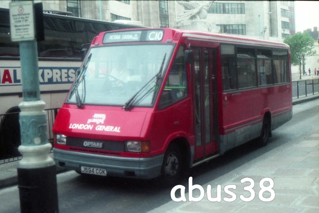ORIGINAL BUS COLOUR Negative London Country Green Line TL17 at Victoria ...