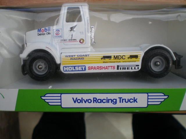 1989 CORGI MOBIL Performance Car Collection White Volvo Racing Truck ...