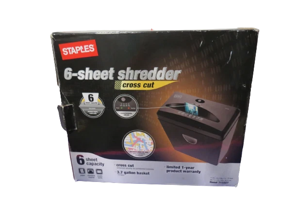 STAPLES 6 SHEET Cross Cut Paper Shredder Credit Cards 3.7 Gallon Basket ...