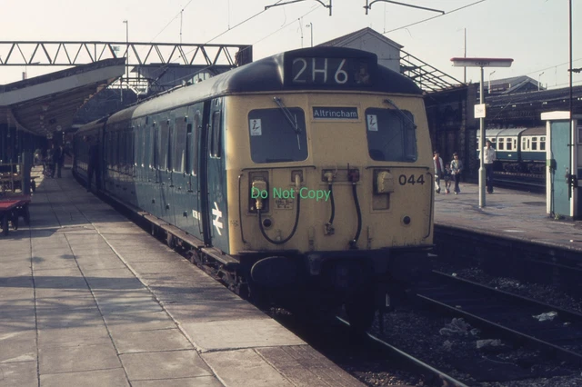 35MM SLIDE BRITISH Railways Class 304 304044 Crewe £3.54 - PicClick UK