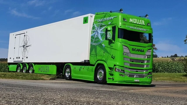 TEKNO 81556 SCANIA Next Gen Tractor 4X2 + Semi Trailer Fridge ""Muller ...