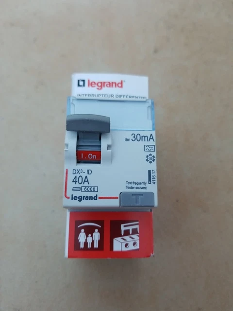 INTERRUPTEUR DIFFÉRENTIEL LEGRAND 40A 30mA Type A 230V NF Arrivée Sortie Haute EUR 39,99 ...