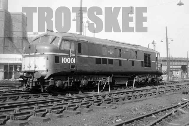 LARGER NEGATIVE BR British Railways Diesel Loco Class D16/1 10001 ...