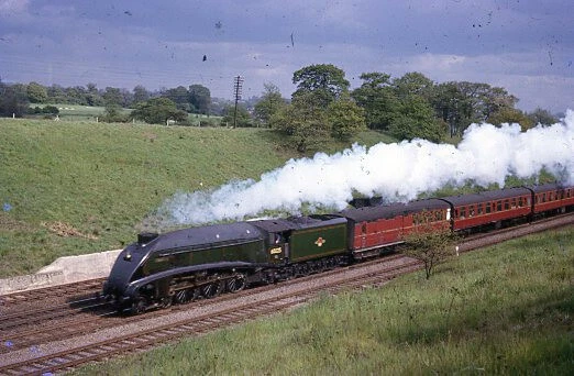 ORIGINAL COLOUR SLIDE of 60025 ER A4 class steam loco £9.26 - PicClick UK