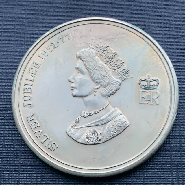 RARE TOWER MINT Silver Jubilee 1952 1977 Carisbrooke Castle medallion ...