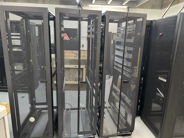 Dell Poweredge 4210 42u Server Rack Cabinet | Cabinets Matttroy