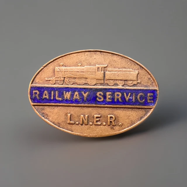 ORIGINAL LNER RAILWAY SERVICE Enamel Railway Badge £8.00 - PicClick UK