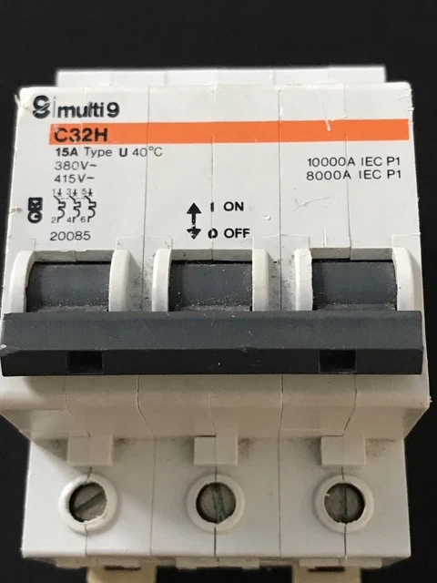 MERLIN GERIN MULTI 9 C32H 15Amp Type U Triple Pole 10kA MCB 20085 * USED * £18.95 - PicClick UK