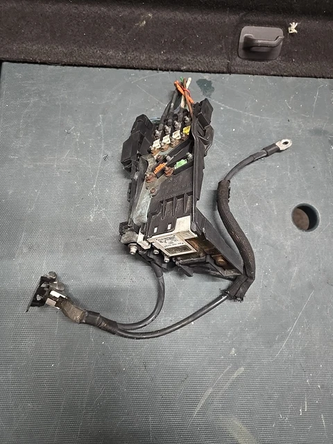 CITROEN PEUGEOT Battery Fuse Box Voltage Regulator Module 28236841 ...