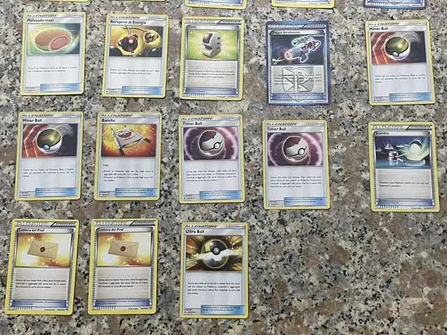 LOTTO STOCK 28 Carte Pokemon Allenatore strumento collezione Italiano ... LOTTO STOCK 28 Carte Pokemon Allenatore strumento collezione Italiano ...