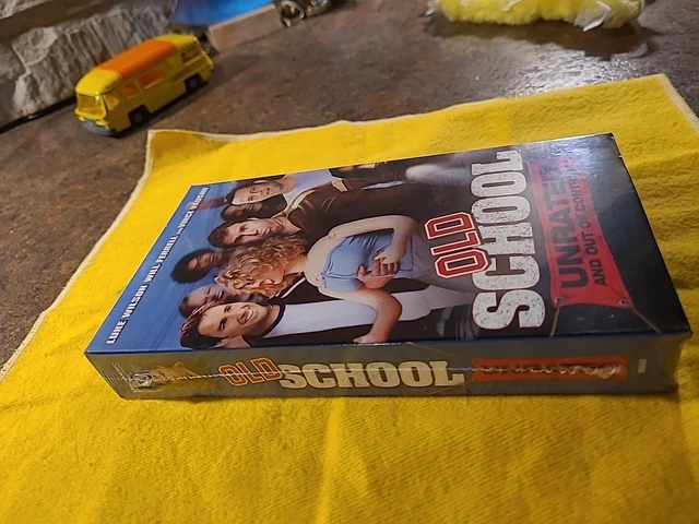 OLD SCHOOL (VHS, 2003, Unrated Version) Will Ferrell, Luke Wilson - NEW ...