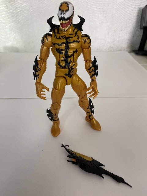 MARVEL LEGENDS PHAGE Symbiote Spider-man Spider-verse Hasbro Figure £44 ...