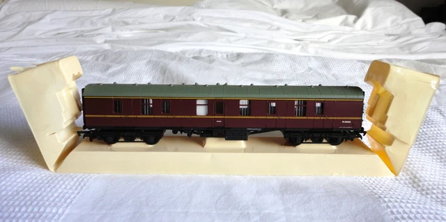 REPLICA RAILWAYS BR Lined Maroon MK1 Brake Gangwayed (BG) Coach. 12166 ...