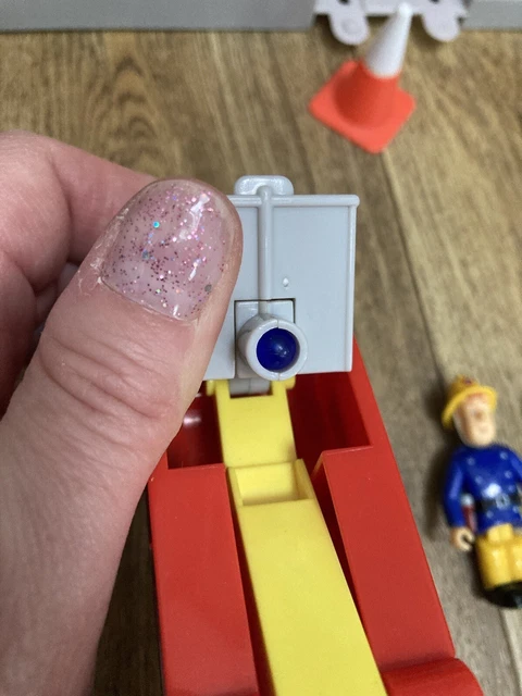 FIREMAN SAM SNAP Trax Fire Station Vehicles & Figures Microphone ...