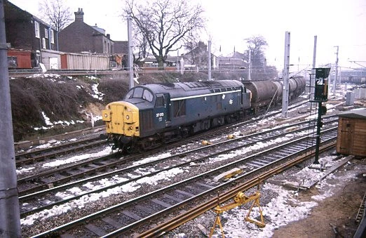 ORIGINAL COLOUR SLIDE of 37013 BR class 37 diesel loco £2.25 - PicClick UK