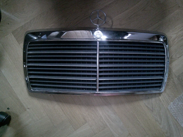MERCEDES W124 S124 C124 Kühlergrill mit Stern 1248800783 EUR 69,00 ...