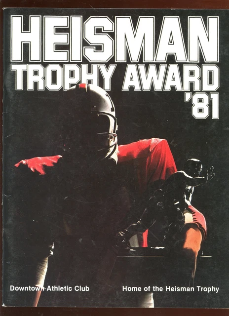 1981 NCAA FOOTBALL Heisman Trophy Award Yearbook EXMT EUR 43,66 ...