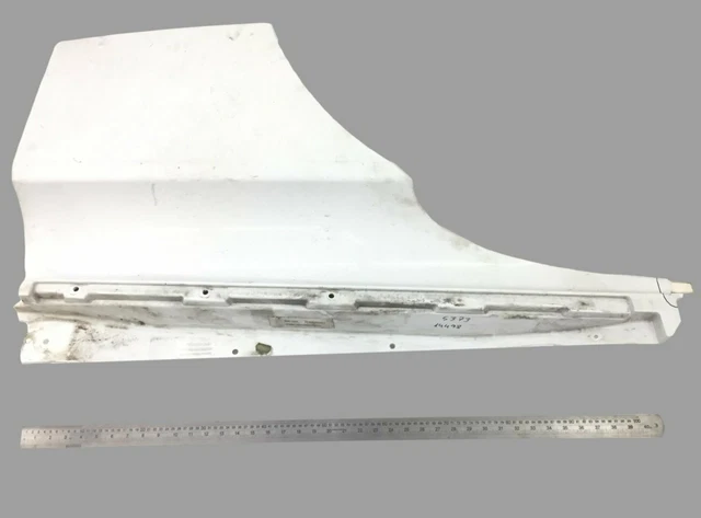 9607201201 9607201901 DOOR Extension Right MERCEDES-BENZ Actros MP4 £99 ...