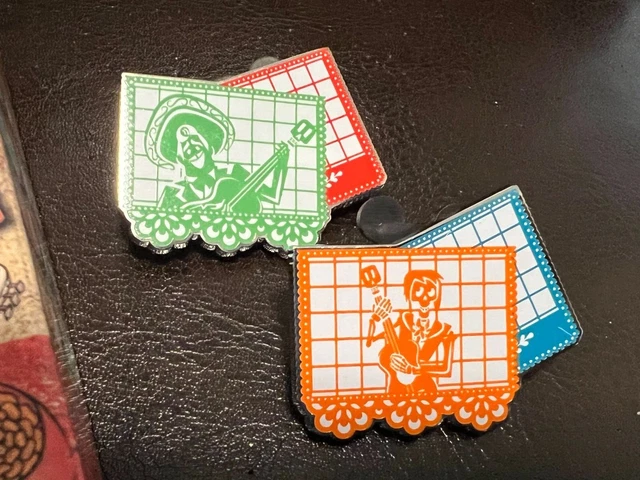 DISNEY PIXAR COCO 2 Mystery Pins Papel Picado Flags Hector Ernesto ...