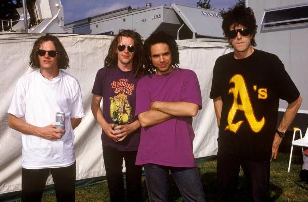 SWERVEDRIVER BAND SINGER Performing Swervedriver 1990s Old Music Photo ...