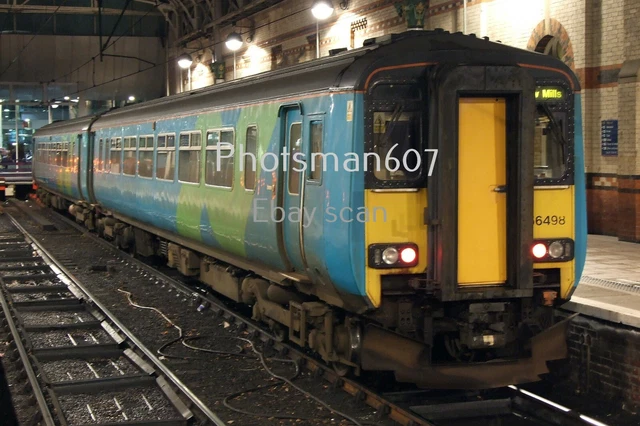 CLASS 156 156498, 2 car DMU, in debranded Northern Spirit at Manchester ...