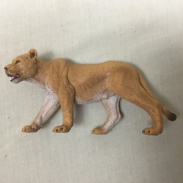 SCHLEICH YOUNG FEMALE Mother Lion Lioness Africa Animal Toy Figure 2013 ...